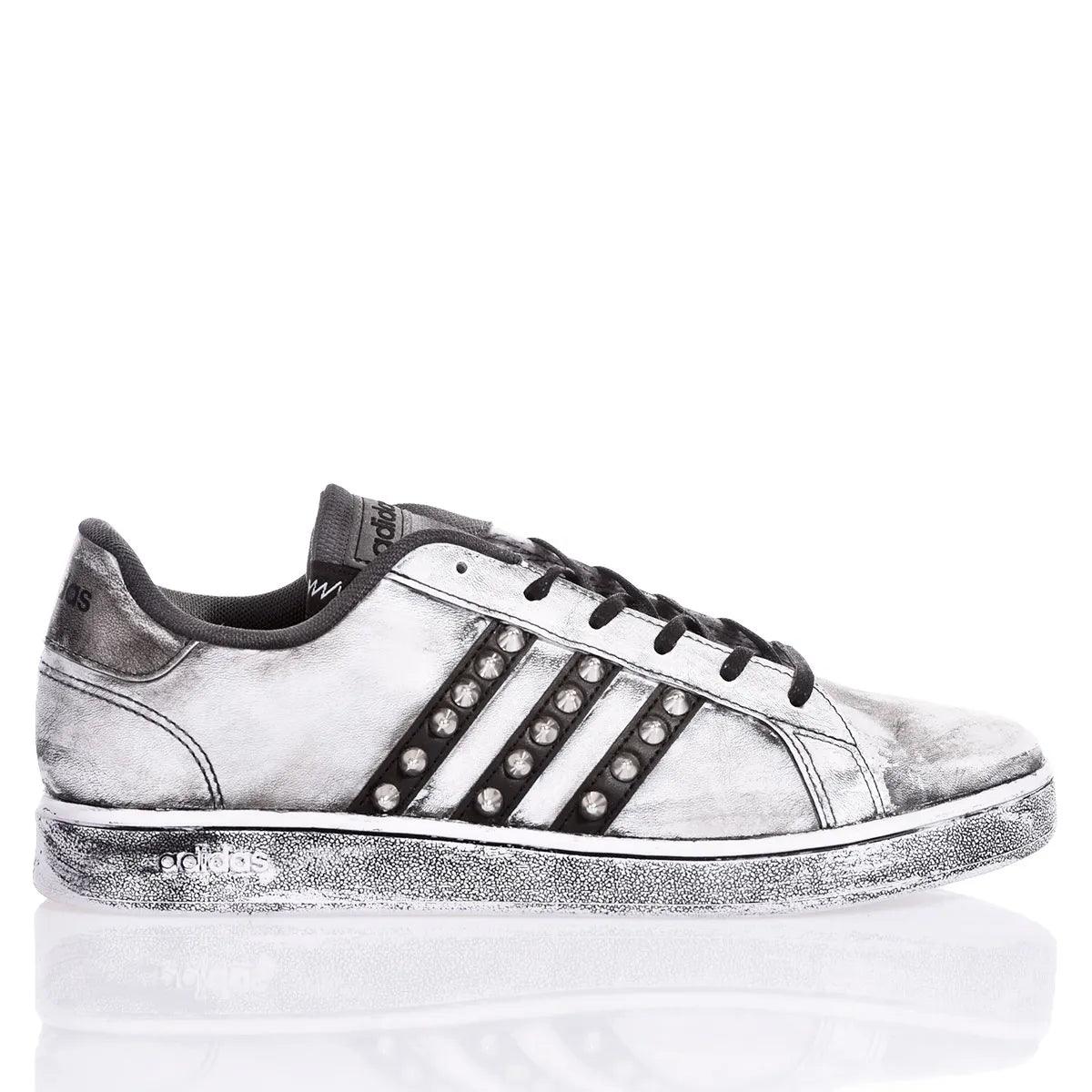 Adidas Brooklyn: Customize Your Shoes